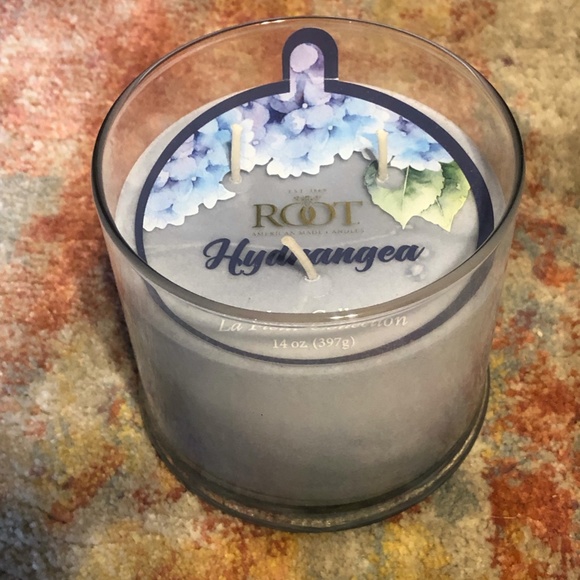 Root | Other | Root Candle La Fleur Collection Hydrangea | Poshmark